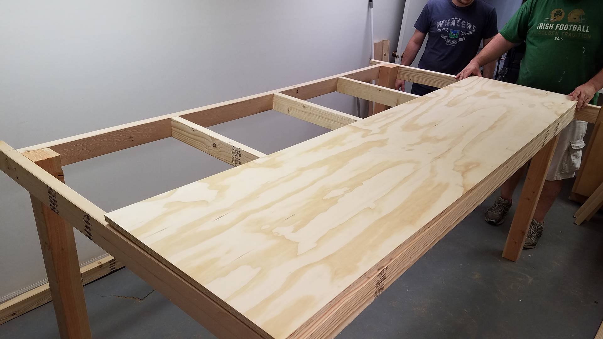 Building a game table – Chicago Dice