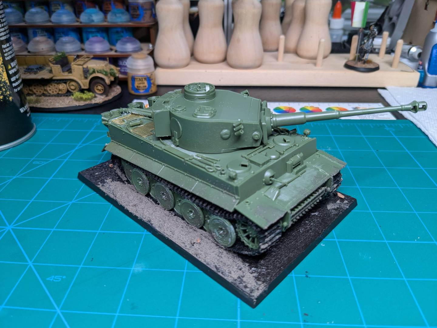 Chicago Dice Paints a Bolt Action DAK Tiger I – Chicago Dice